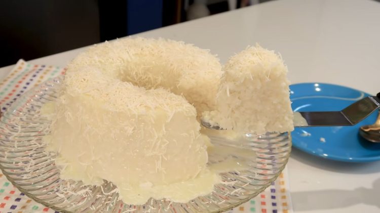 Tapioca Cake (Sweet Couscous)