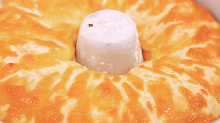 Chesse Bread Cake